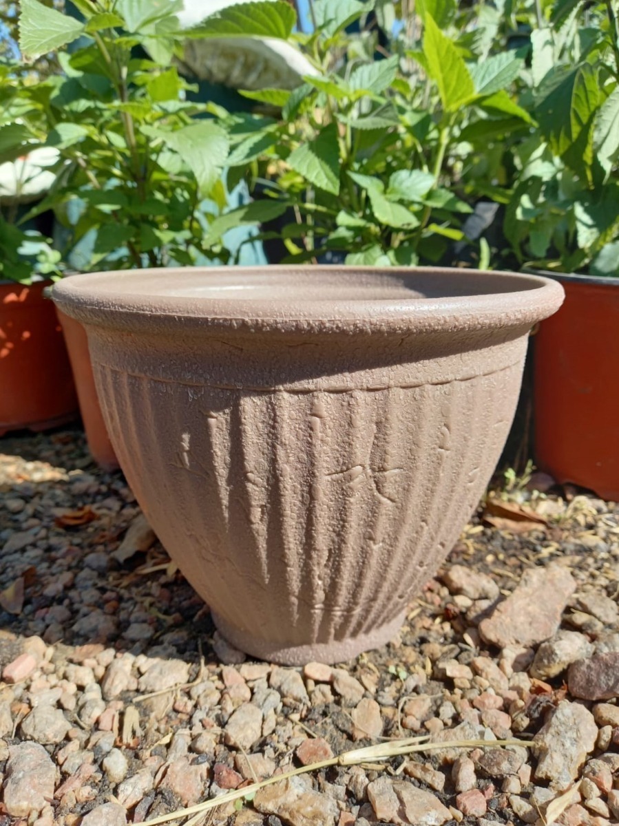 Maceta Romana Pared Dura De 1,5 Lt. Diferentes Colores – Natureza