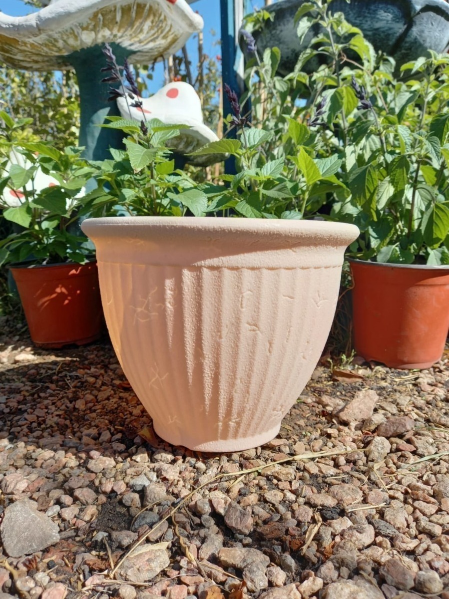 Maceta Romana Pared Dura De 3,5 Lts. Diferentes Colores – Natureza